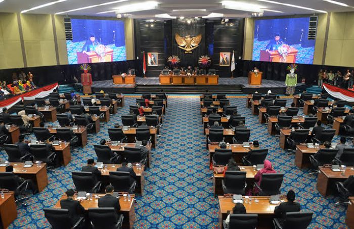DPRD dan Pemprov Jakarta Sepakat APBD 2025, Realisasikan Sekolah Swasta Gratis